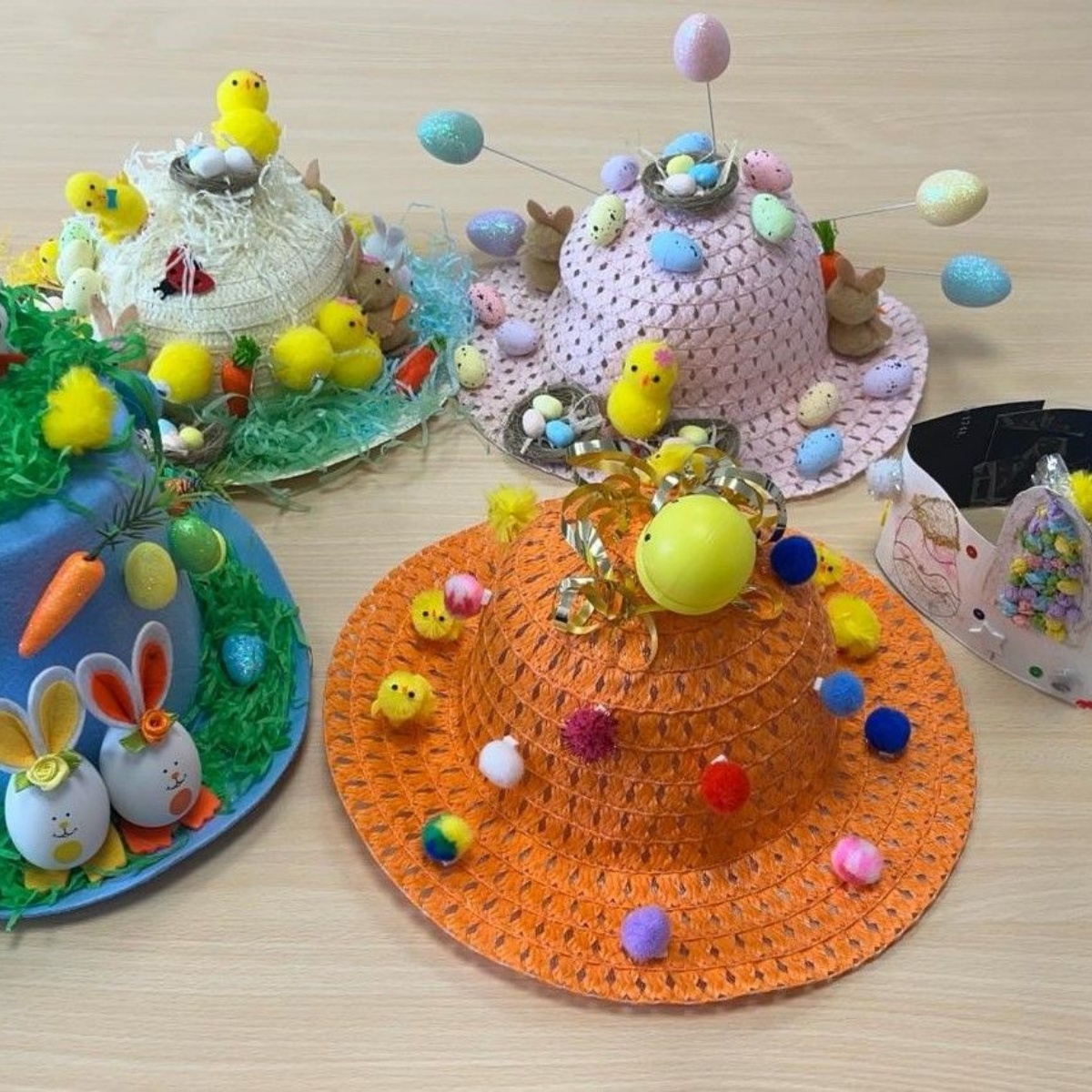 Tannery Drift First School - Easter Hat Parade